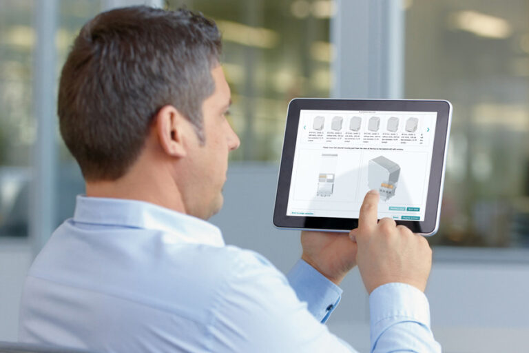 Phoenix Contact: Visual and interactive configuration